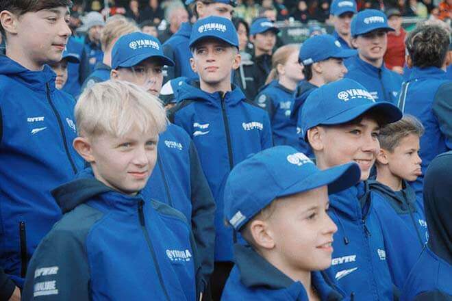 BLU CRU | Yamaha Motor Australia